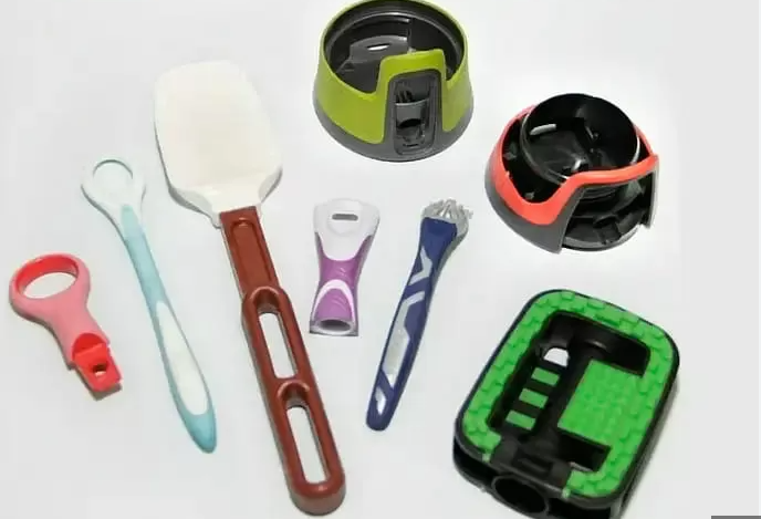 What is Two-Color Injection Molding? An Analysis of Its Principles and ...